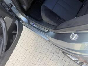 Grey BMW 530 2018 in Rezekne, with an engine capacity of 3.00 L and mileage of 270 thousand km for 20990 €, photo 17 on AUTOMOTO.COM.LV