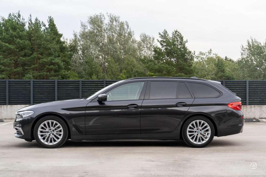 Grey BMW 530 2018 in Vilnius, with an engine capacity of 2.99 L and mileage of 186 thousand km for 21300 €, photo 4 on AUTOMOTO.COM.LV