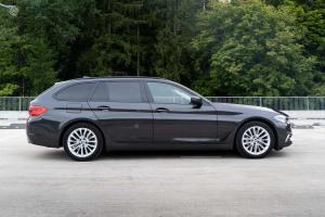 Grey BMW 530 2018 in Vilnius, with an engine capacity of 2.99 L and mileage of 186 thousand km for 21300 €, photo 8 on AUTOMOTO.COM.LV