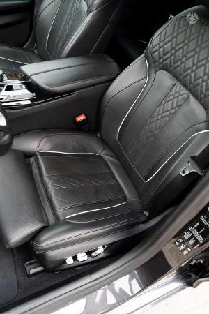 Grey BMW 530 2018 in Vilnius, with an engine capacity of 2.99 L and mileage of 186 thousand km for 21300 €, photo 16 on AUTOMOTO.COM.LV