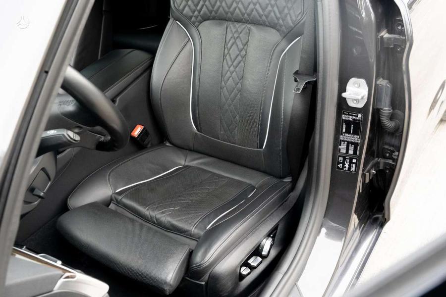 Grey BMW 530 2018 in Vilnius, with an engine capacity of 2.99 L and mileage of 186 thousand km for 21300 €, photo 17 on AUTOMOTO.COM.LV