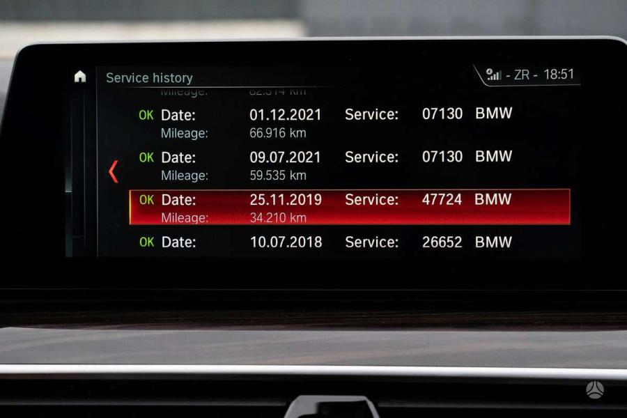 Grey BMW 530 2018 in Vilnius, with an engine capacity of 2.99 L and mileage of 186 thousand km for 21300 €, photo 31 on AUTOMOTO.COM.LV