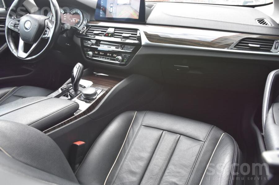 Pelēks BMW 530 2018 Rīga, ar dzinēja tilpumu 3.00 L un nobraukumu 254 tūkst. km par 17990 €, foto 9 vietnē AUTOMOTO.COM.LV