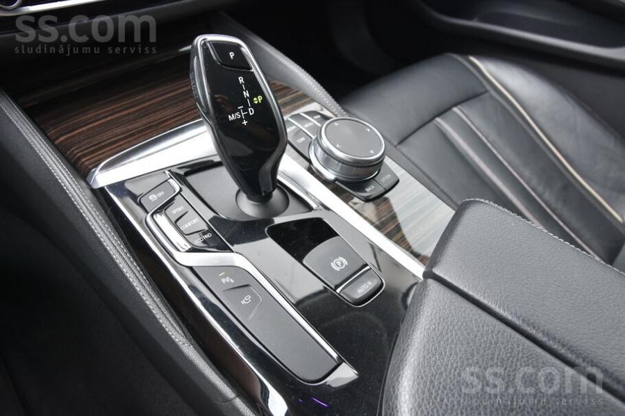 Pelēks BMW 530 2018 Rīga, ar dzinēja tilpumu 3.00 L un nobraukumu 254 tūkst. km par 17990 €, foto 22 vietnē AUTOMOTO.COM.LV