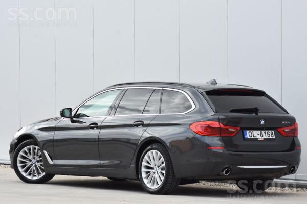 BMW 530 2018 in Riga on AUTOMOTO.COM.LV Grey BMW 530 2018 in Riga, with an engine capacity of 3.00 L and mileage of 254 thousand km for 17990 €, photo 4 on AUTOMOTO.COM.LV