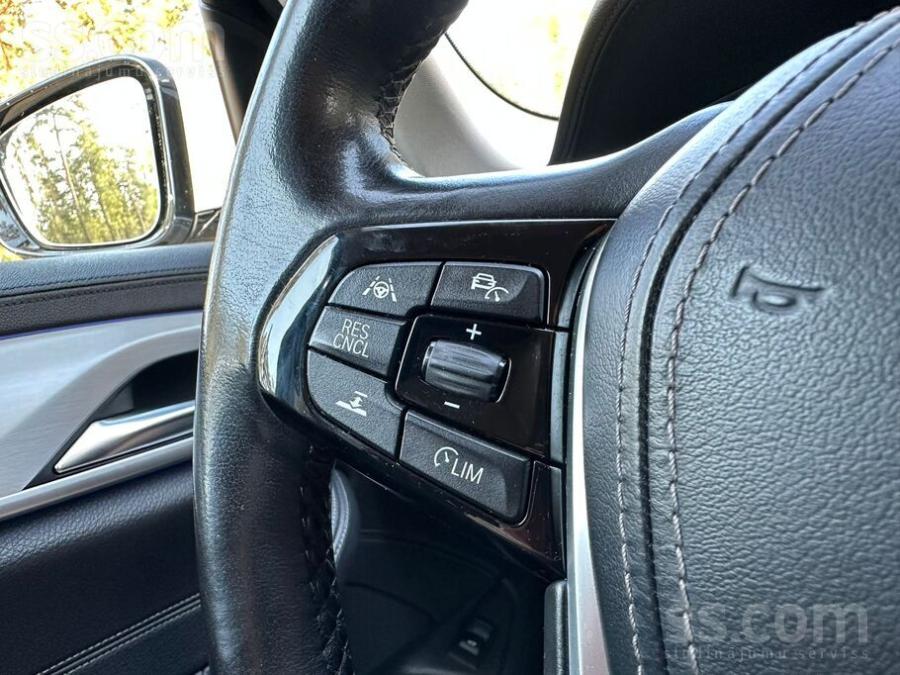 Pelēks BMW 530 2019 Rīga, ar dzinēja tilpumu 3.00 L un nobraukumu 290 tūkst. km par 20500 €, foto 20 vietnē AUTOMOTO.COM.LV