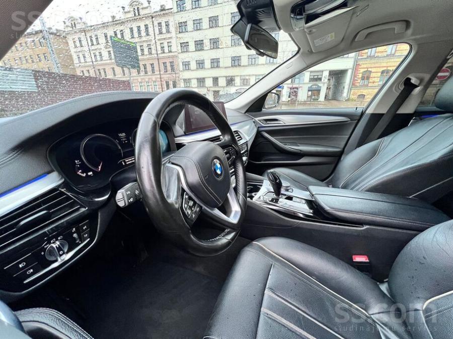 Pelēks BMW 530 2019 Rīga, ar dzinēja tilpumu 3.00 L un nobraukumu 290 tūkst. km par 20500 €, foto 22 vietnē AUTOMOTO.COM.LV