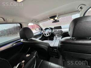 Pelēks BMW 530 2019 Rīga, ar dzinēja tilpumu 3.00 L un nobraukumu 290 tūkst. km par 20500 €, foto 24 vietnē AUTOMOTO.COM.LV