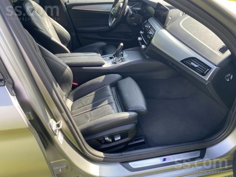 Pelēks BMW 530 2019 Rīga, ar dzinēja tilpumu 3.00 L un nobraukumu 158 tūkst. km par 24400 €, foto 12 vietnē AUTOMOTO.COM.LV