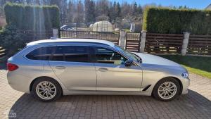 Grey BMW 530 2019 in Mazeikiai, with an engine capacity of 3.00 L and mileage of 239 thousand km for 17500 €, photo 4 on AUTOMOTO.COM.LV
