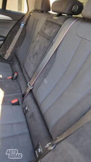 Grey BMW 530 2019 in Mazeikiai, with an engine capacity of 3.00 L and mileage of 239 thousand km for 17500 €, photo 16 on AUTOMOTO.COM.LV