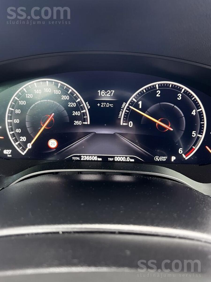 Серый БМВ 530 2019 в Елгава, объемом двигателя 3.00 л и пробегом 236 тыс. км за 19500 €, фото 12 на AUTOMOTO.COM.LV