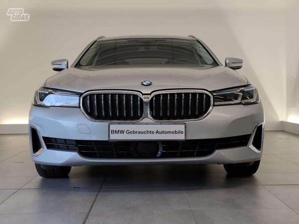 Pelēks BMW 530 2020 Kauņa, ar dzinēja tilpumu 2.00 L un nobraukumu 89 tūkst. km par 33187 €, foto 2 vietnē AUTOMOTO.COM.LV