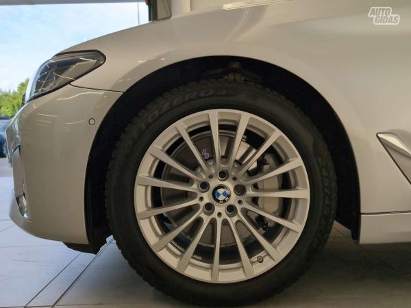 Pelēks BMW 530 2020 Kauņa, ar dzinēja tilpumu 2.00 L un nobraukumu 89 tūkst. km par 33187 €, foto 10 vietnē AUTOMOTO.COM.LV