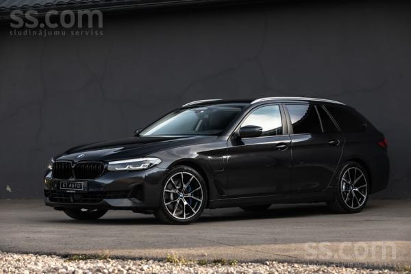 Grey BMW 530 2020 in Jelgava, with an engine capacity of 2.00 L and mileage of 172 thousand km for 22000 €, photo 2 on AUTOMOTO.COM.LV