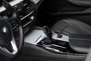 Pelēks BMW 530 2020 Jelgava, ar dzinēja tilpumu 2.00 L un nobraukumu 172 tūkst. km par 22000 €, foto 15 vietnē AUTOMOTO.COM.LV