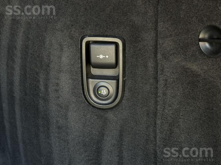 Pelēks BMW 530 2020 Tukums, ar dzinēja tilpumu 3.00 L un nobraukumu 189 tūkst. km par 29999 €, foto 26 vietnē AUTOMOTO.COM.LV