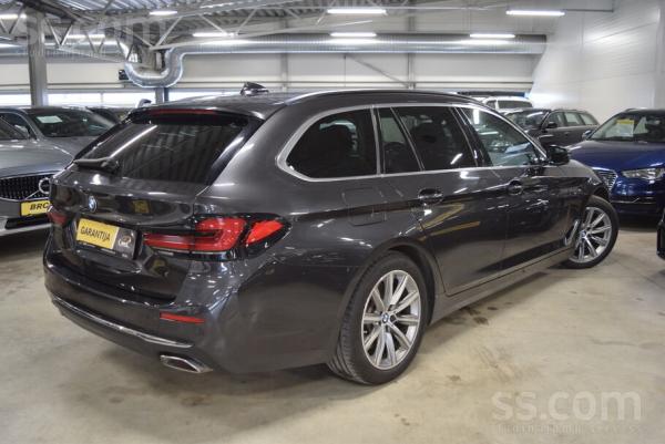 Pelēks BMW 530 2021 Rīga, ar dzinēja tilpumu 3.00 L un nobraukumu 75 tūkst. km par 34900 €, foto 2 vietnē AUTOMOTO.COM.LV