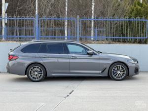 Grey BMW 530 2021 in Vilnius, with an engine capacity of 2.00 L and mileage of 246 thousand km for 25000 €, photo 7 on AUTOMOTO.COM.LV