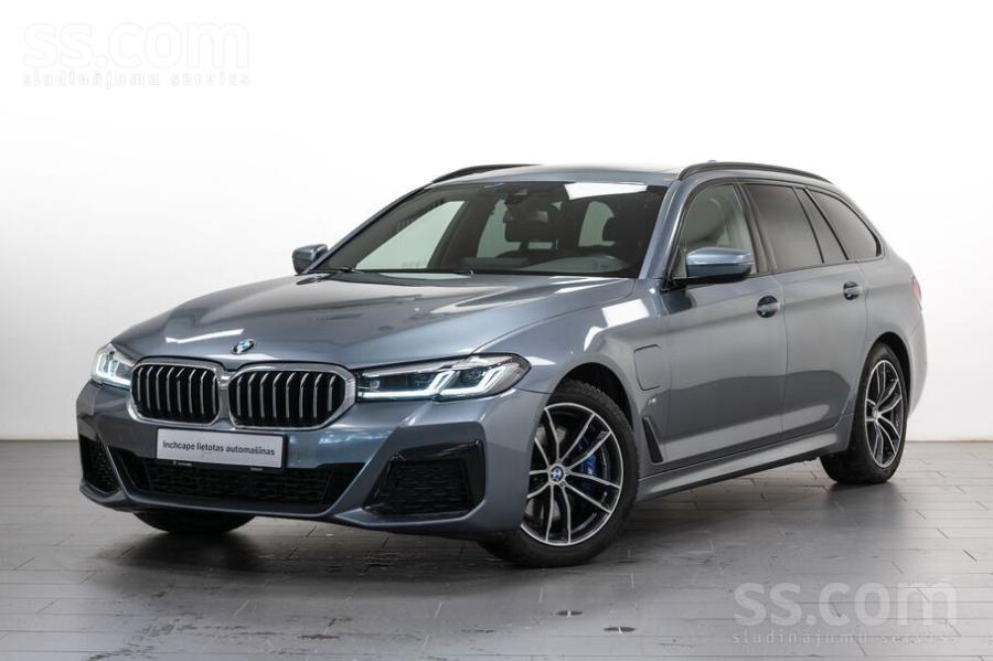 Grey BMW 530 2021 in Riga, with an engine capacity of 2.00 L and mileage of 78 thousand km for 32500 €, photo 1 on AUTOMOTO.COM.LV