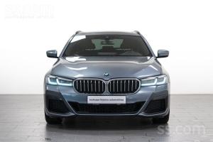 Grey BMW 530 2021 in Riga, with an engine capacity of 2.00 L and mileage of 78 thousand km for 32500 €, photo 7 on AUTOMOTO.COM.LV
