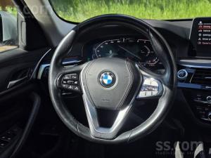 Grey BMW 530 2021 in Riga, with an engine capacity of 3.00 L and mileage of 229 thousand km for 21790 €, photo 6 on AUTOMOTO.COM.LV