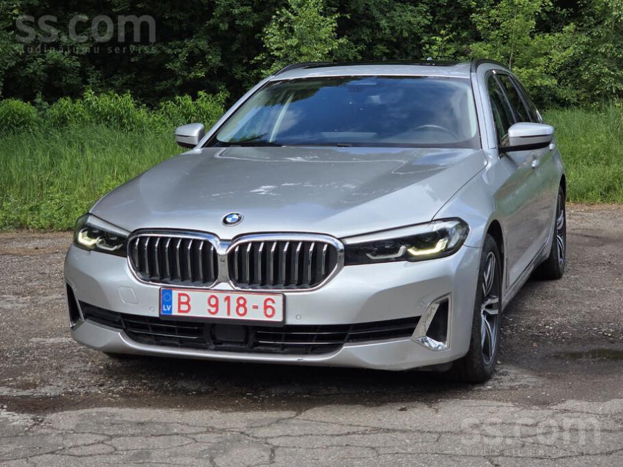 Grey BMW 530 2021 in Riga, with an engine capacity of 3.00 L and mileage of 229 thousand km for 21790 €, photo 16 on AUTOMOTO.COM.LV