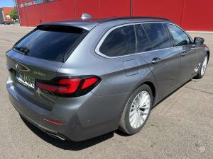 Grey BMW 530 2021 in Telschi, with an engine capacity of 2.00 L and mileage of 138 thousand km for 23716 €, photo 13 on AUTOMOTO.COM.LV