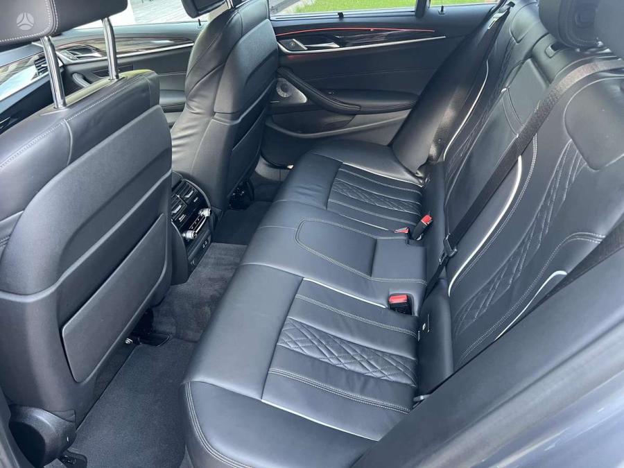Grey BMW 530 2021 in Telschi, with an engine capacity of 2.00 L and mileage of 138 thousand km for 23716 €, photo 23 on AUTOMOTO.COM.LV