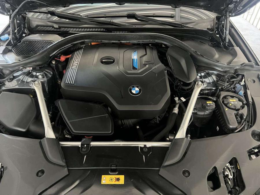 Grey BMW 530 2021 in Telschi, with an engine capacity of 2.00 L and mileage of 138 thousand km for 23716 €, photo 50 on AUTOMOTO.COM.LV