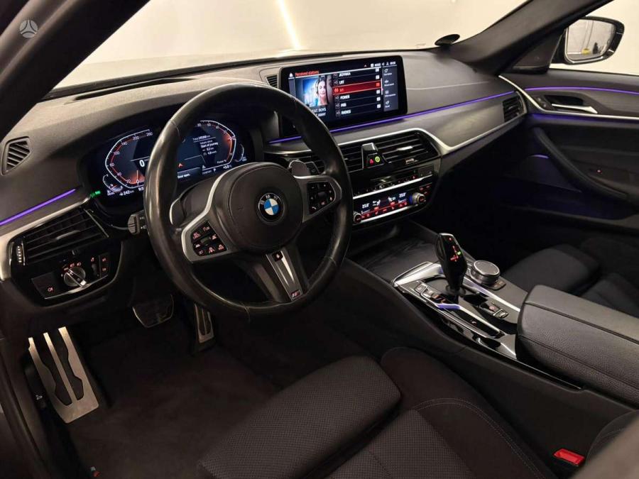 Pelēks BMW 530 2021 Marijampole, ar dzinēja tilpumu 2.99 L un nobraukumu 243 tūkst. km par 23999 €, foto 3 vietnē AUTOMOTO.COM.LV