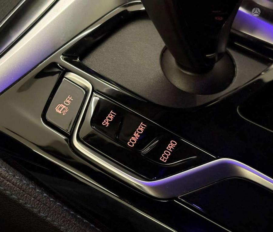 Pelēks BMW 530 2021 Marijampole, ar dzinēja tilpumu 2.99 L un nobraukumu 243 tūkst. km par 23999 €, foto 14 vietnē AUTOMOTO.COM.LV