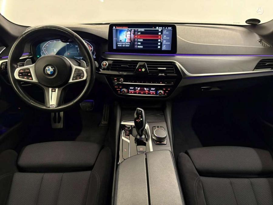 Pelēks BMW 530 2021 Marijampole, ar dzinēja tilpumu 2.99 L un nobraukumu 243 tūkst. km par 23999 €, foto 29 vietnē AUTOMOTO.COM.LV