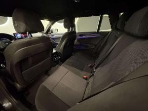 Pelēks BMW 530 2021 Marijampole, ar dzinēja tilpumu 2.99 L un nobraukumu 243 tūkst. km par 23999 €, foto 32 vietnē AUTOMOTO.COM.LV