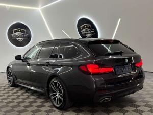 Pelēks BMW 530 2021 Marijampole, ar dzinēja tilpumu 2.99 L un nobraukumu 243 tūkst. km par 23999 €, foto 44 vietnē AUTOMOTO.COM.LV
