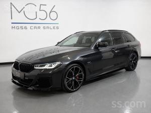 Grey BMW 530 2021 in Riga, with an engine capacity of 2.00 L and mileage of 163 thousand km for 32900 €, photo 4 on AUTOMOTO.COM.LV