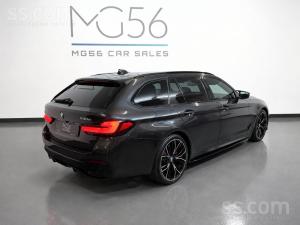 Grey BMW 530 2021 in Riga, with an engine capacity of 2.00 L and mileage of 163 thousand km for 32900 €, photo 7 on AUTOMOTO.COM.LV
