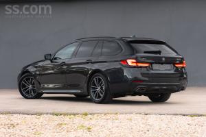 Grey BMW 530 2021 in Jelgava, with an engine capacity of 2.00 L and mileage of 170 thousand km for 24000 €, photo 9 on AUTOMOTO.COM.LV