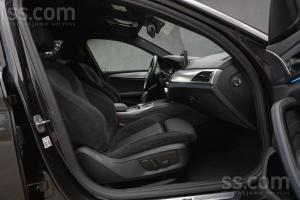 Grey BMW 530 2021 in Jelgava, with an engine capacity of 2.00 L and mileage of 170 thousand km for 24000 €, photo 11 on AUTOMOTO.COM.LV
