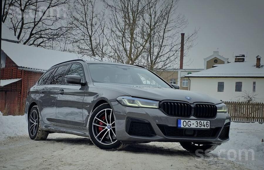 Pelēks BMW 530 2022 Jelgava, ar dzinēja tilpumu 2.00 L un nobraukumu 207 tūkst. km par 29500 €, foto 3 vietnē AUTOMOTO.COM.LV