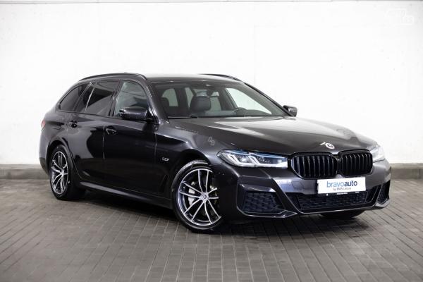 Pelēks BMW 530 2022 Viļņa, ar dzinēja tilpumu 2.00 L un nobraukumu 90 tūkst. km par 36991 €, foto 3 vietnē AUTOMOTO.COM.LV