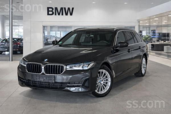 Pelēks BMW 530 2022 Tukums, ar dzinēja tilpumu 2.00 L un nobraukumu 0 tūkst. km par 24777 €, foto 1 vietnē AUTOMOTO.COM.LV