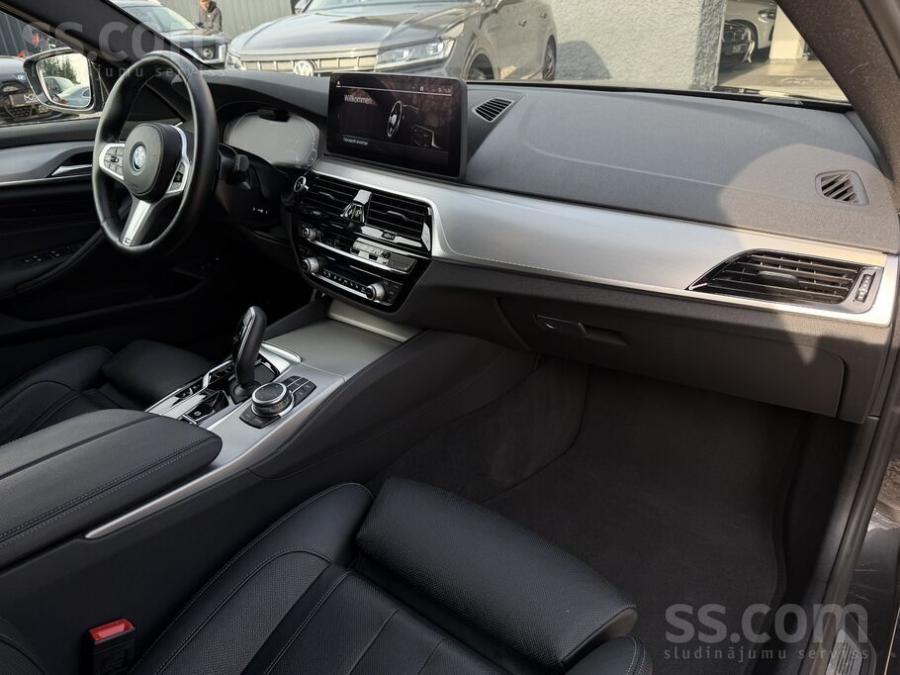 Pelēks BMW 530 2022 Rīga, ar dzinēja tilpumu 2.00 L un nobraukumu 138 tūkst. km par 32900 €, foto 6 vietnē AUTOMOTO.COM.LV
