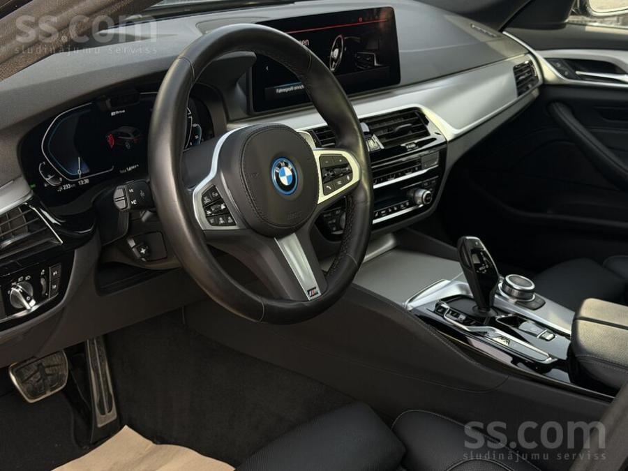 Pelēks BMW 530 2022 Rīga, ar dzinēja tilpumu 2.00 L un nobraukumu 138 tūkst. km par 32900 €, foto 9 vietnē AUTOMOTO.COM.LV