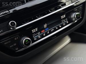 Pelēks BMW 530 2022 Rīga, ar dzinēja tilpumu 2.00 L un nobraukumu 138 tūkst. km par 32900 €, foto 10 vietnē AUTOMOTO.COM.LV