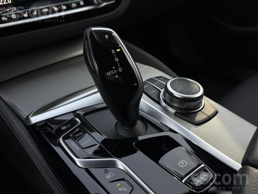 Pelēks BMW 530 2022 Rīga, ar dzinēja tilpumu 2.00 L un nobraukumu 138 tūkst. km par 32900 €, foto 11 vietnē AUTOMOTO.COM.LV