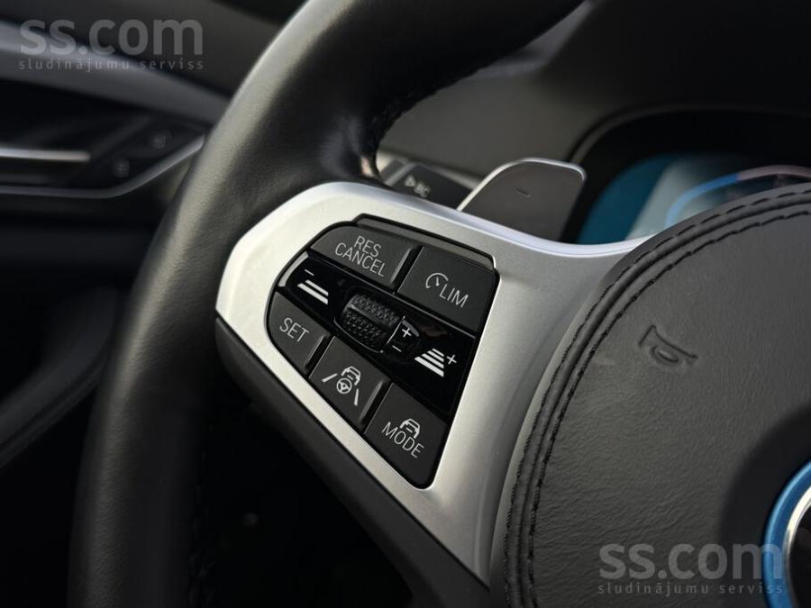 Pelēks BMW 530 2022 Rīga, ar dzinēja tilpumu 2.00 L un nobraukumu 138 tūkst. km par 32900 €, foto 16 vietnē AUTOMOTO.COM.LV