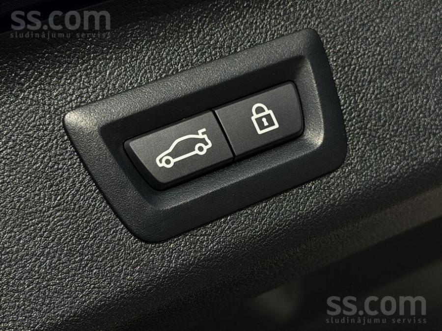 Pelēks BMW 530 2022 Rīga, ar dzinēja tilpumu 2.00 L un nobraukumu 138 tūkst. km par 32900 €, foto 26 vietnē AUTOMOTO.COM.LV
