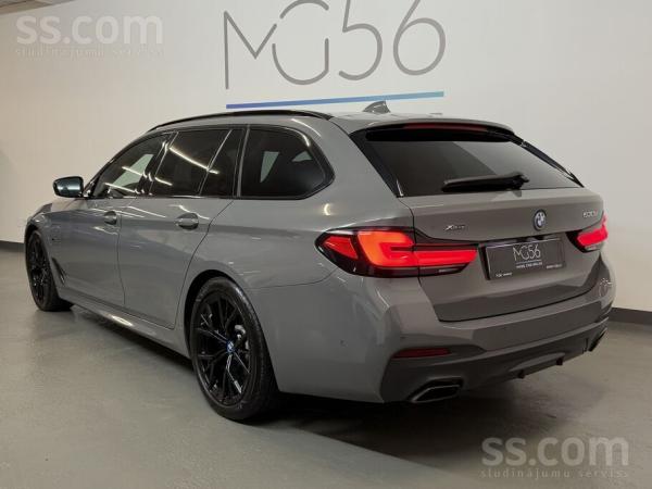 Pelēks BMW 530 2022 Rīga, ar dzinēja tilpumu 2.00 L un nobraukumu 139 tūkst. km par 36900 €, foto 2 vietnē AUTOMOTO.COM.LV