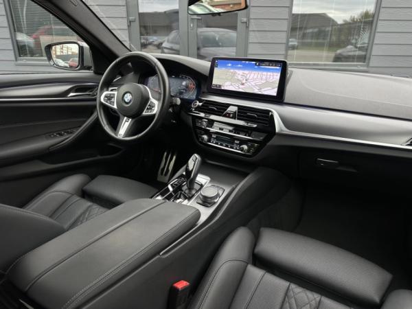 Pelēks BMW 530 2022 Rīga, ar dzinēja tilpumu 3.00 L un nobraukumu 178 tūkst. km par 29800 €, foto 5 vietnē AUTOMOTO.COM.LV